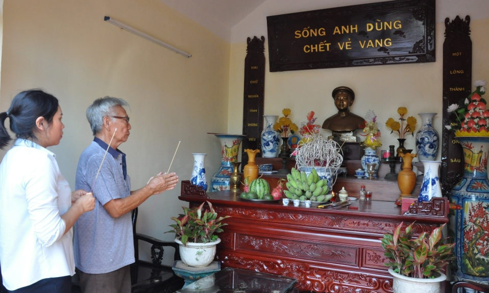 Chuyện về “pháo đài cách mạng” và nữ anh hùng Bùi Thị Cúc - Báo Hưng ...