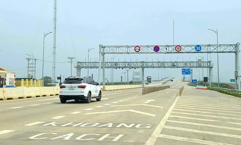 Chuẩn bị thu phí thêm một số đoạn cao tốc Bắc-Nam phía Đông từ ngày 15/ ...